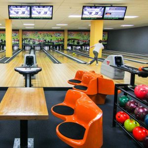 16 Lane Ten Pin Bowling | League Bowling | Bowlarama New Plymouth